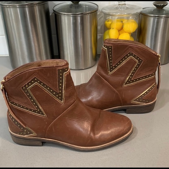 UGG | Shoes | Ugg Lars Westernboot | Poshmark